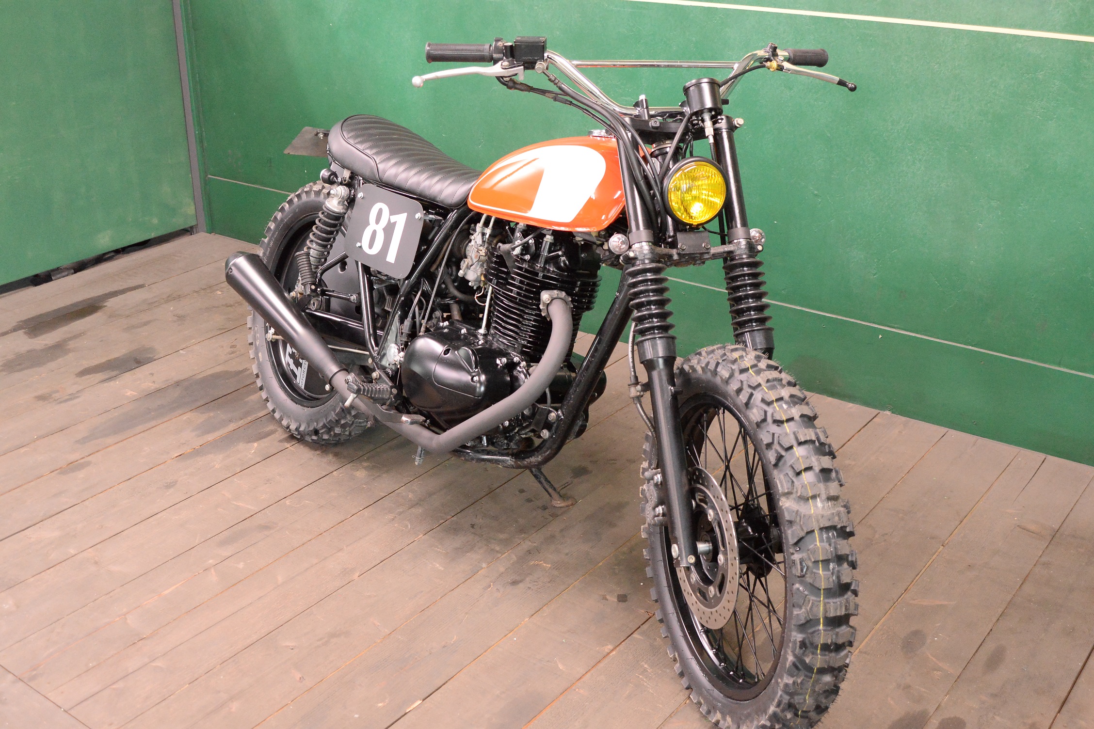 KAWASAKI 250TR T-BOX STYLE – T-box